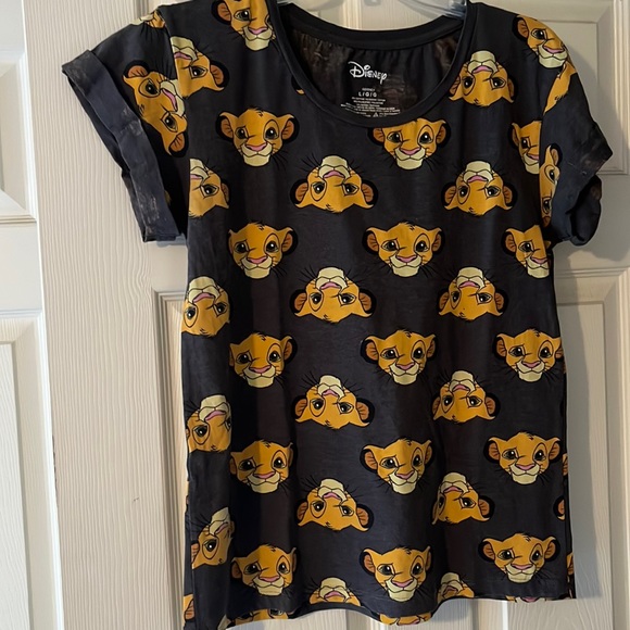 Disney | Tops | Simba Head Tee | Poshmark